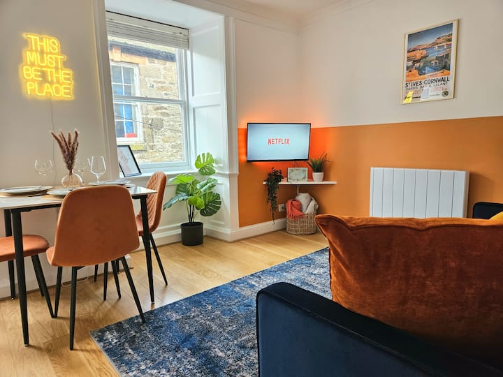 Beachcomber | Central St Ives | Walk To Beach - Carbis Bay