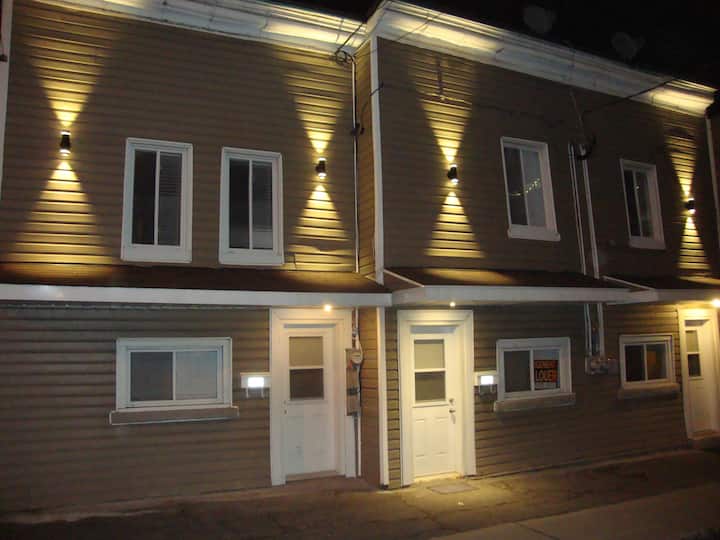 Wow! Beau Studio ,  Près D'ottawa (95b) - Gatineau