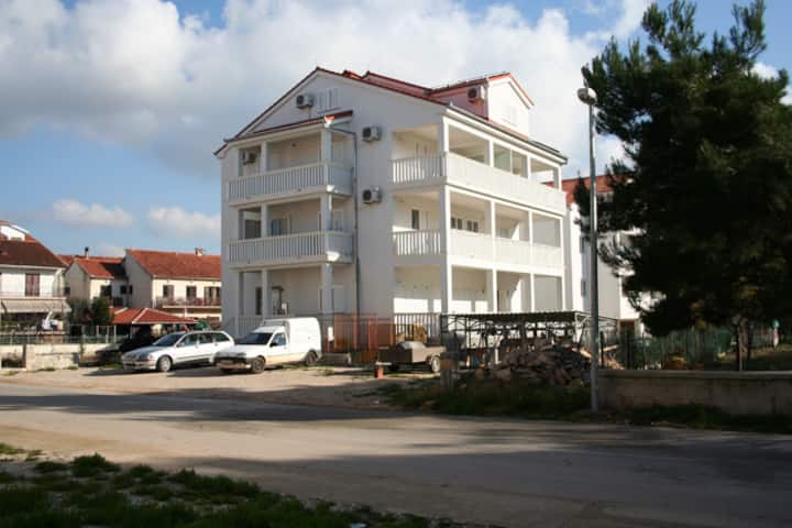 L Apartment - Biograd na Moru