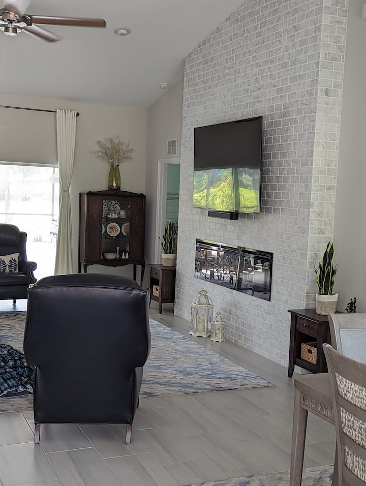 Bliss! 1 Queen Bdrm (Bath, Heated Pool/spa) - Palm Coast, FL