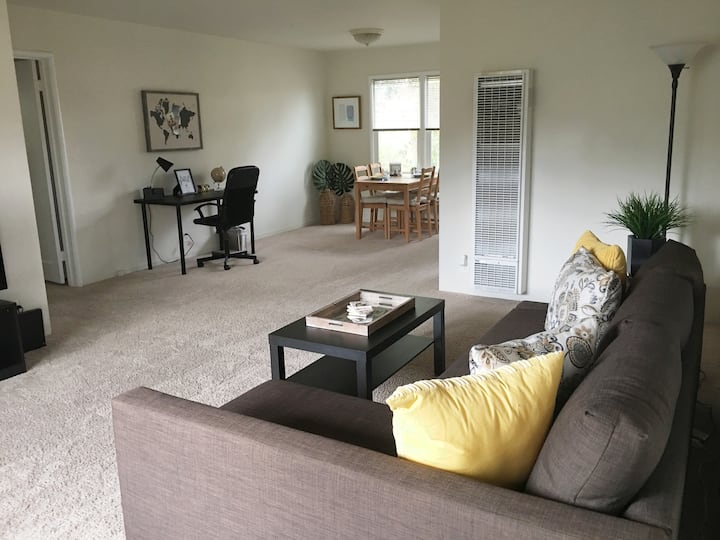 2br Steps From Downtown Menlo Park With A/c !!! - Menlo Park, CA