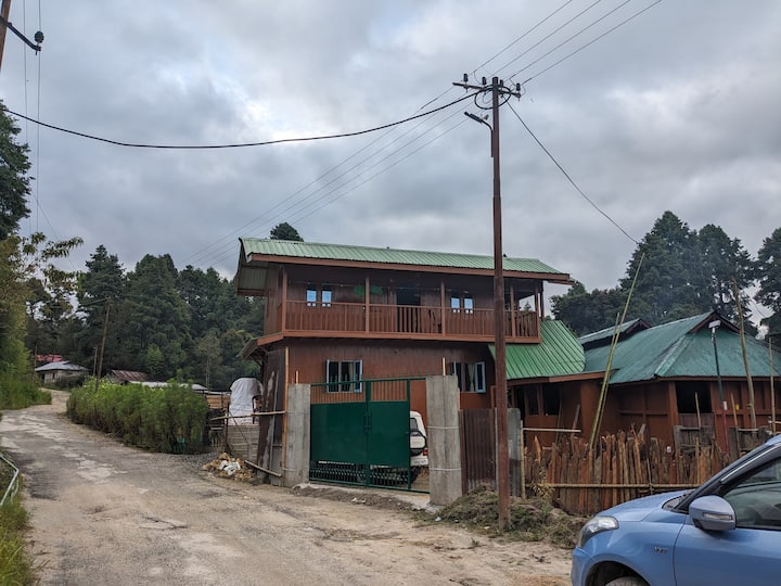 Bed & Breakfast Room 1 (Zfm2025) - Ziro