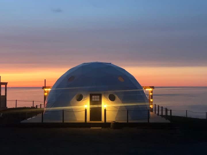 The Sea-spray Dome At True North Destinations - Cape Breton Island