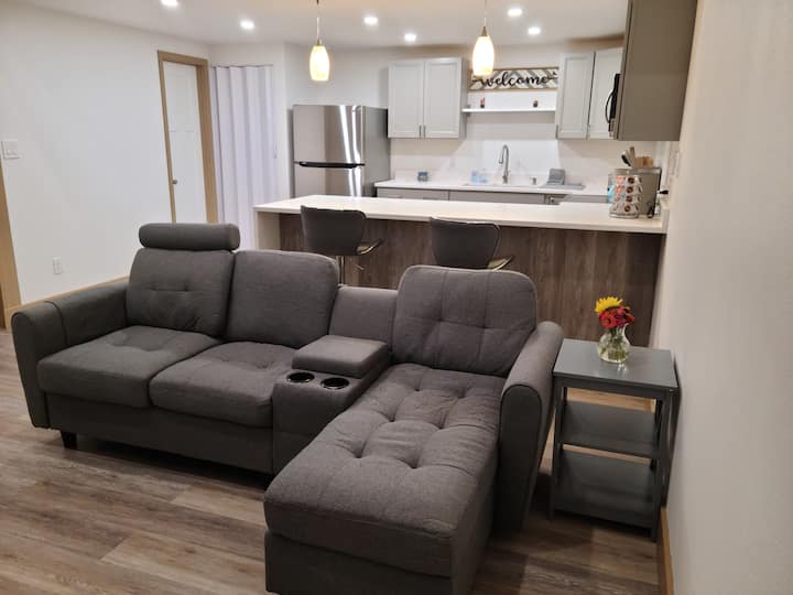Cozy, Clean Apartment. Convenient Location! - 켄트