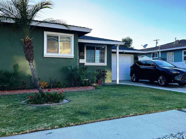Sweet Home, 10-15 Mins To The Beach, Lax & Sofi - Los Angeles, CA