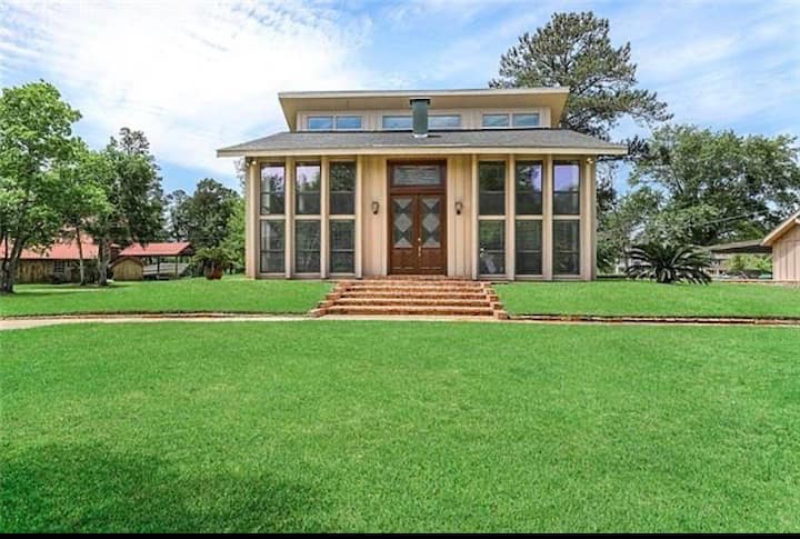 Bayou Bonfouca Waterfront Getaway - Slidell, LA