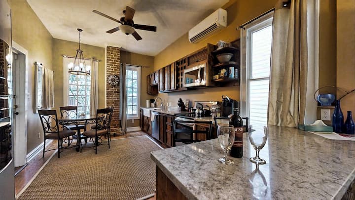 Historic District - Luxury, Comfort And Convenience Awaits You! - St. Augustine, FL