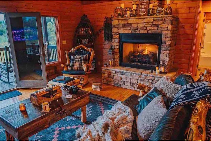 Cozy Cabin - Great View! - Smithville, TN