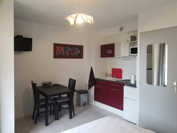 Studio De Plain-pied Avec Terrasse Tout Proche Mer - Courseulles-sur-Mer