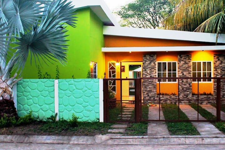 Santa María Casa De Playa, Es - El Salvador