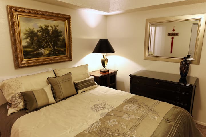 Baylor Zaza 2br2ba(#16) Campus Near Magnolia Silos - Waco, TX