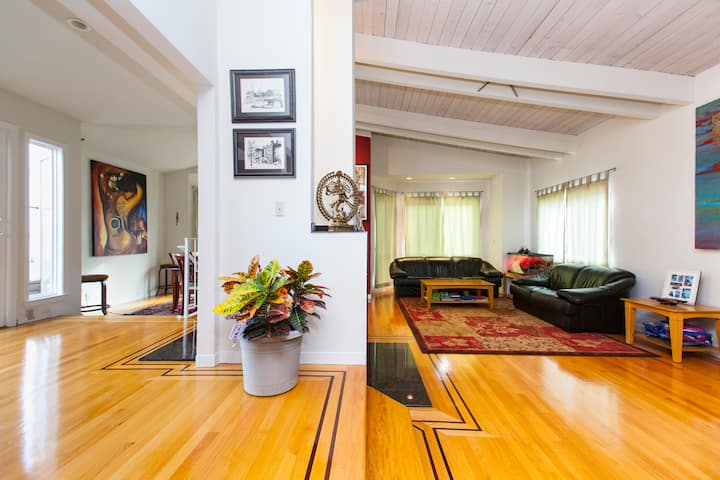 Penthouse Panoramic View Home With Decks - Sausalito, CA