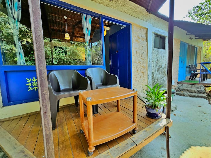 Nature Lodge 2 | Pool - Fast Wi-fi - Nature Trails - Lonavala