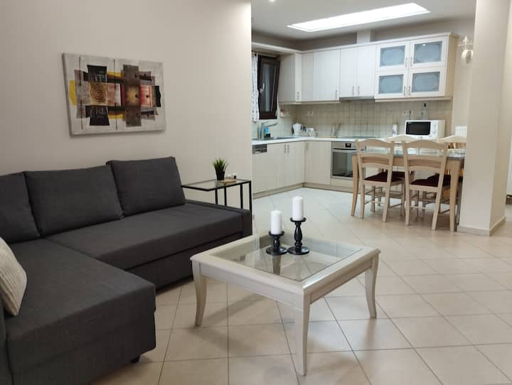 New & Cozy Apartment Close To The City Center - Iraklion