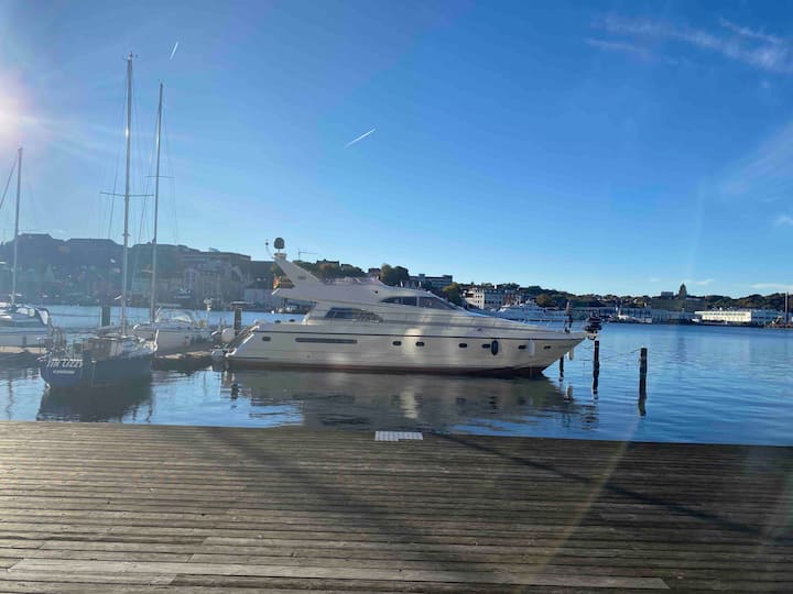 Traum Auf Dem Wasser - Urlaub Auf Einer Yacht - Harrislee