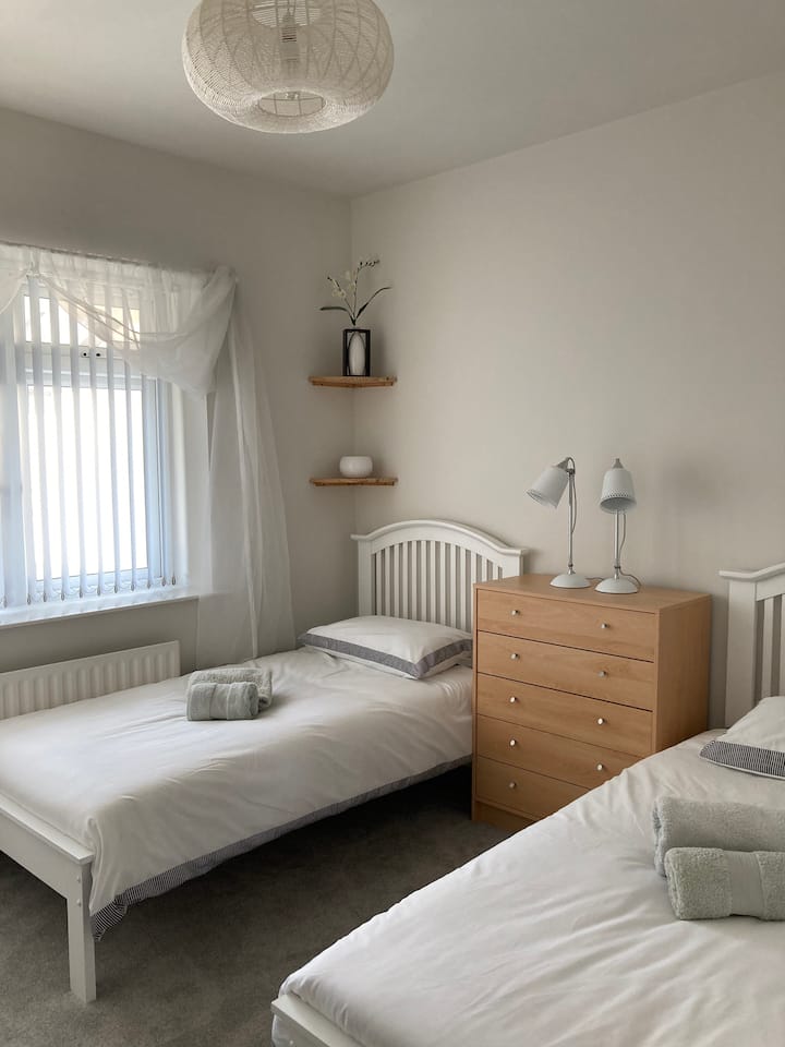 10 Best Airbnb Vacation Rentals In Warrenpoint, UK - Updated | Trip101