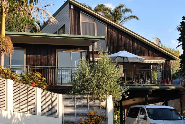 Large, Sunny House With Fantastic Views. - Tauranga