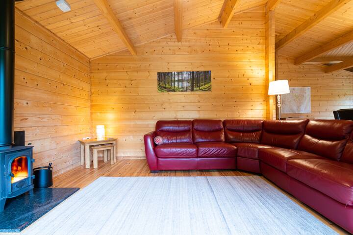 Barley Rise - Quiet Rural Village Location - Tarporley