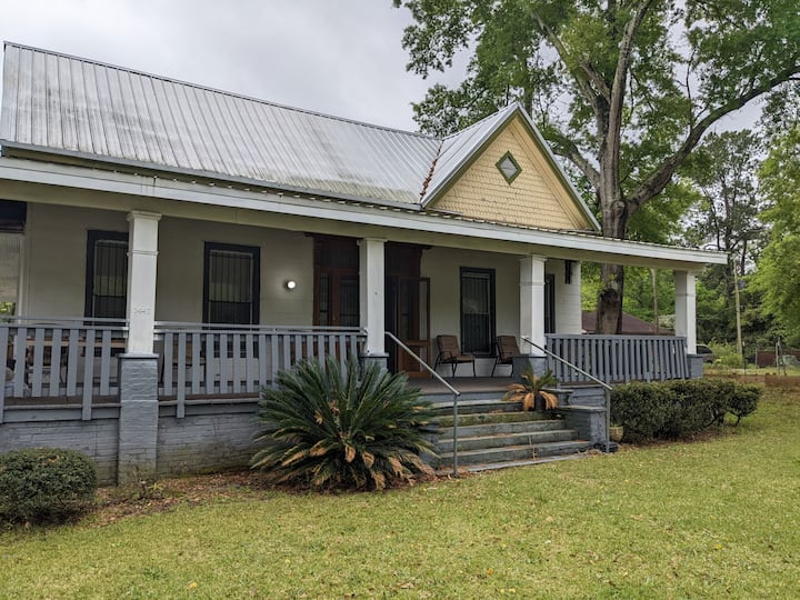 Lovely Private Bedroom #4 - Macon, GA
