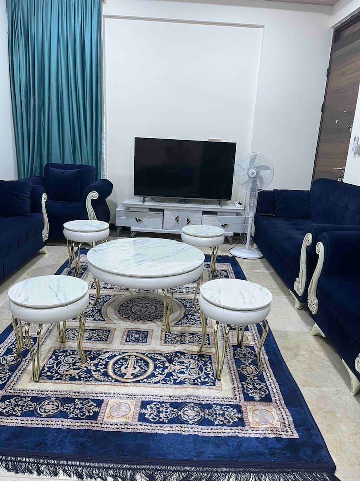 Large Double Room Inner Karada, For Female Only - Bagdad