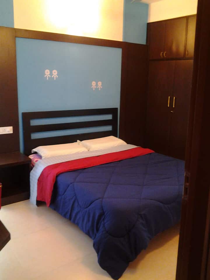 "Design Heights Home" Infantry Rd - Bangalore