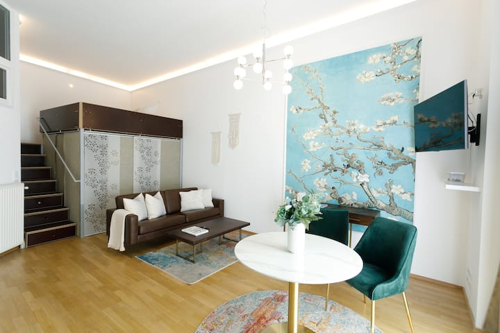 Next To 1st District & Naschmarkt W/ Ac & Balcony - Viena