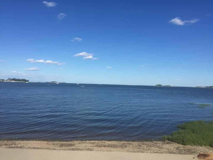 Delightful Home With Water Views - Norwalk, CT