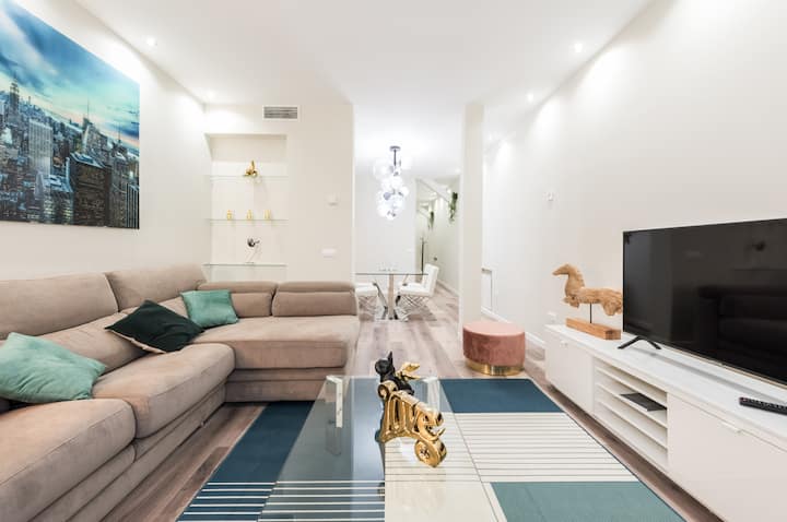 Light Comfortable Flo… - Madryt