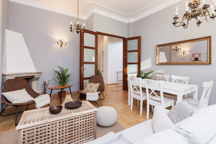 Two Bedroom Ap. - Private Parking - Main Square - Krakau