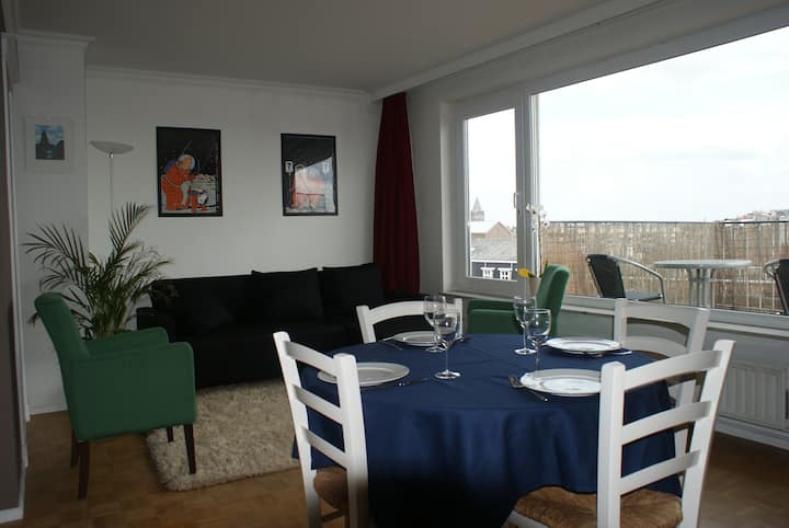 Sunny Rooftop Apartment, Sleeps 2-5 - Anvers