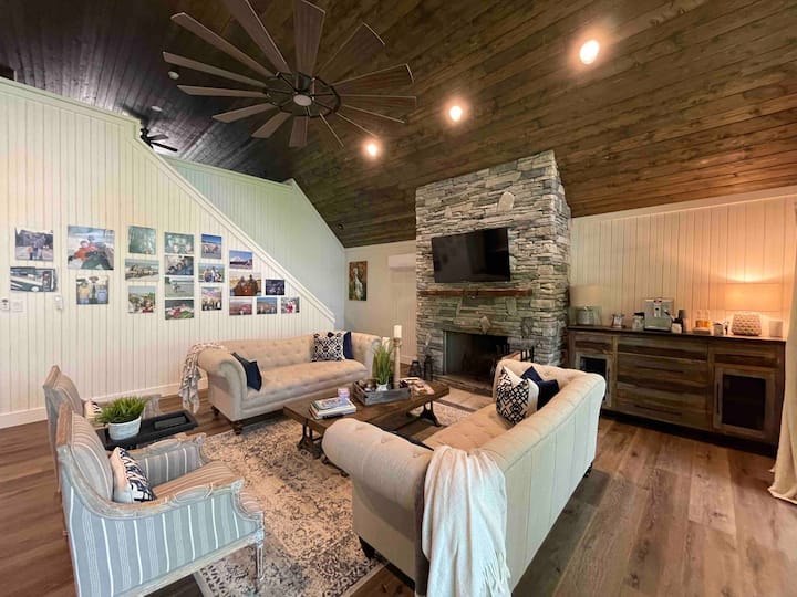 Steele’s Mountain Retreat For Families & Reunions! - Cashiers, NC