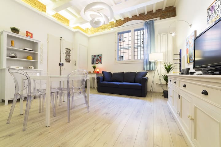 Gallery Flat - S. Maria Novella - Florence