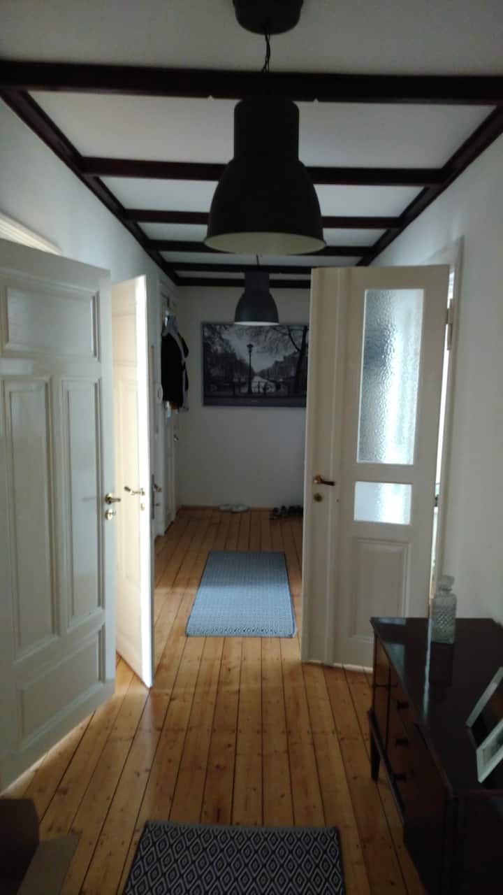 Kant, Mal Anders (Klassisch Mit Dielen Und Stuck) - Leipzig