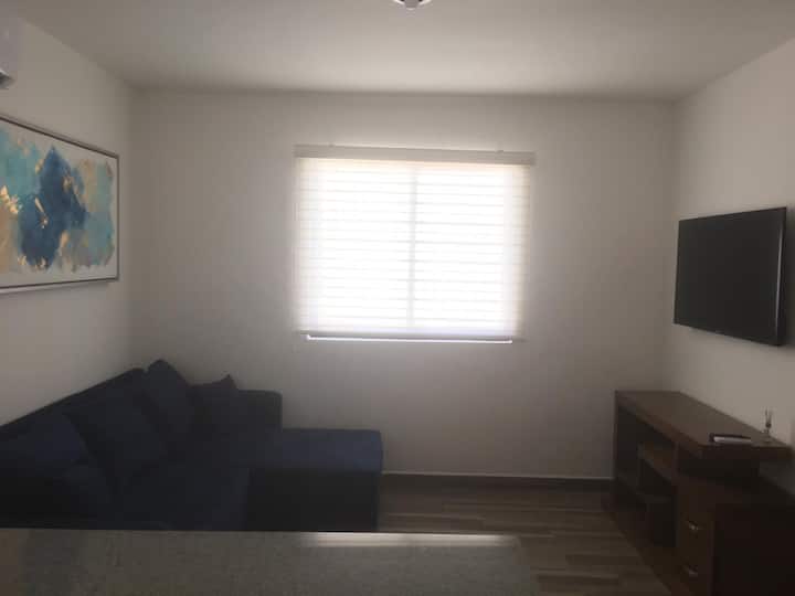 Departamento En Planta Alta, Totalmente Nuevo Y Amueblado - Mazatlan