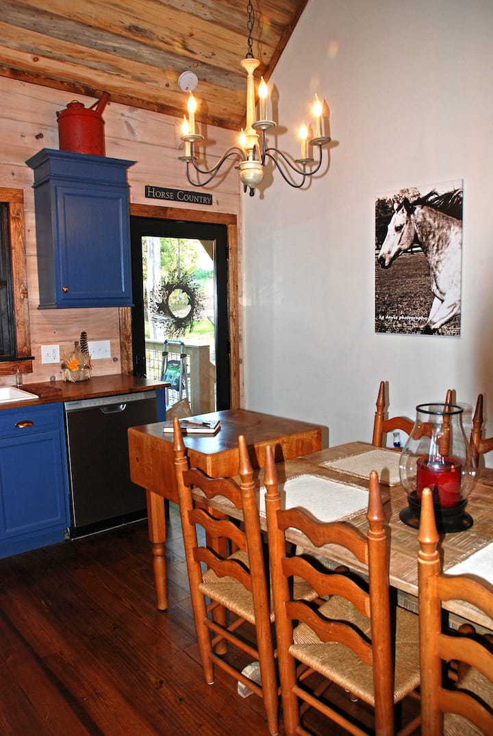 Top 16 Pet Friendly Cabins In Nashville Tennessee Trip101 top-16-pet-friendly-cabins-in-nashville-tennessee-trip101