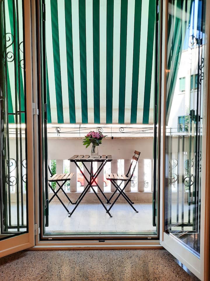Romantica Orange Apartment Near The City Centre - Roma