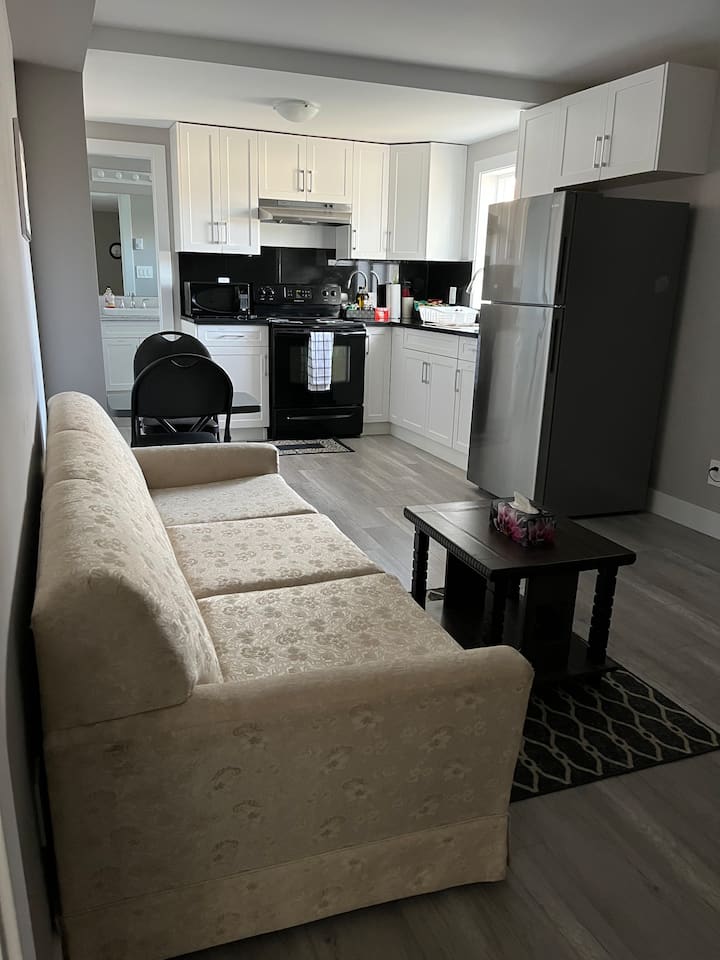 Dugg Bed And Breakfast - Saanich