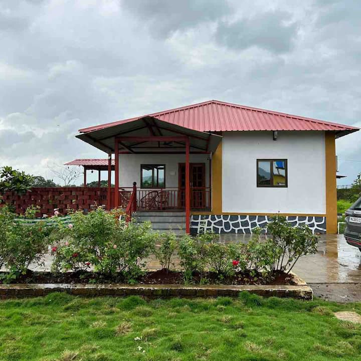 Karjat Hills-cozy Farmstay (Fully Air-conditioned) - Matheran