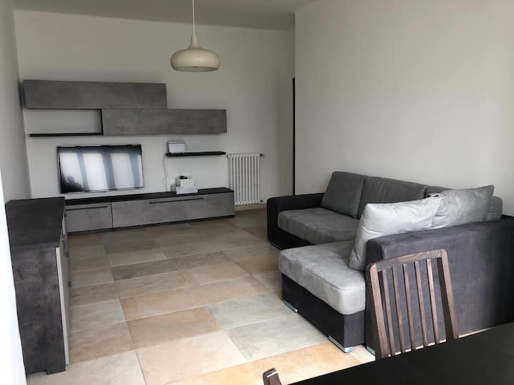 Appartamento Zona Fiera A Cinque Minuti Dal Centro - Bari