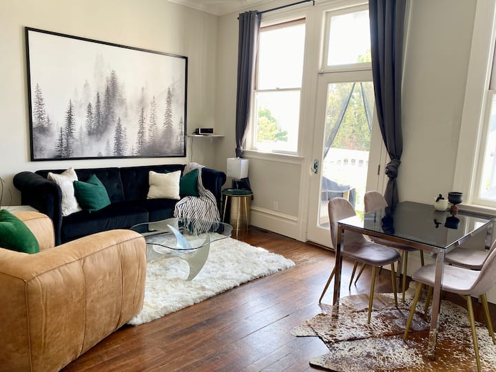 North Beach Fidi Luxe New Designer Flat For 6 - San Francisco, CA