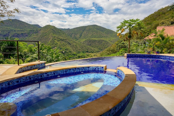 Lindo Topspot Con La Mejor Vista De Entrepuentes! - Anapoima