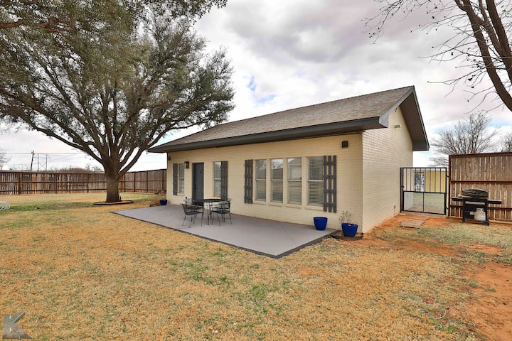 Casita. W. Central Tx.( Self-check In)  Rv Parking - Abilene, TX