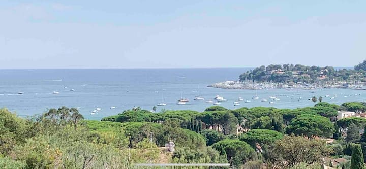 Splendide Vue Mer Accès Plage à Pieds à 5 Minutes - Cavalaire-sur-Mer