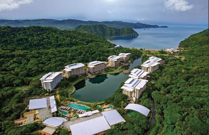 Pico De Loro 2br 1min Walk To Beach & Country Club - Maragondon