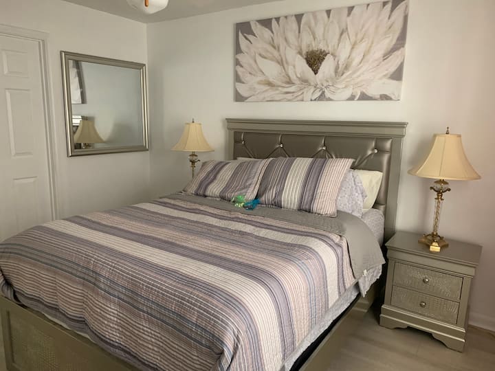 Beautiful One Bedroom Avalon At Clearwater - 清水市