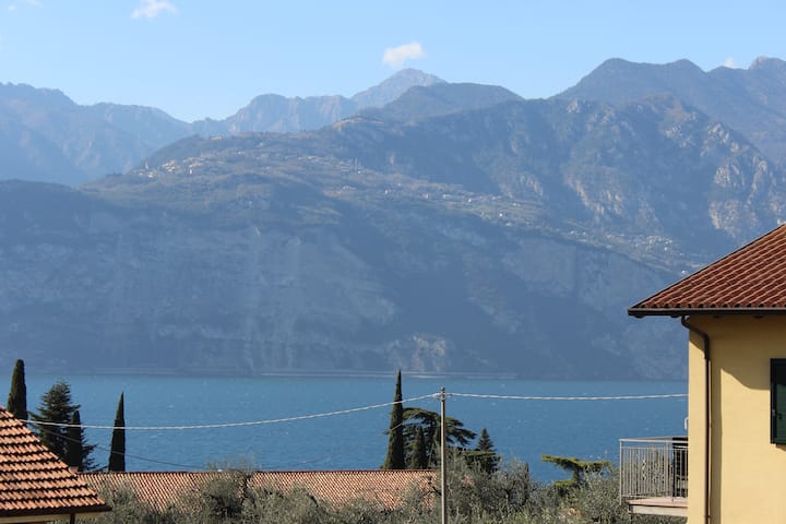 Gemuetlich, Ruehig Und Nur 15 Minuten Zu Fuss Vom Ortskern Und Vom See Entfernt - Malcesine