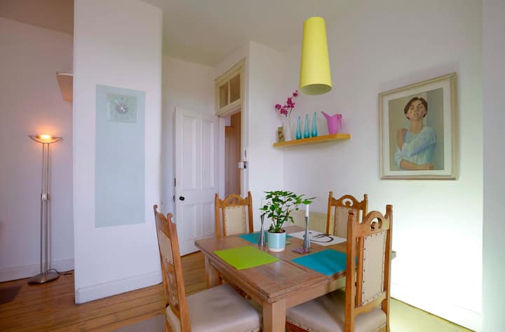 Very Cool And Bright Bedroom  The Heart Of Westend - Glasgow