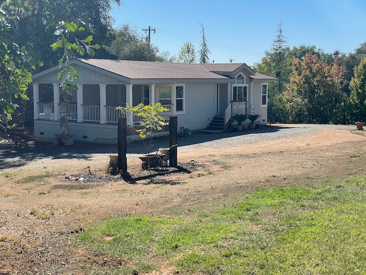 >30 Day Stays ~ 3bd 2ba House & Land - Amazing - Auburn, CA