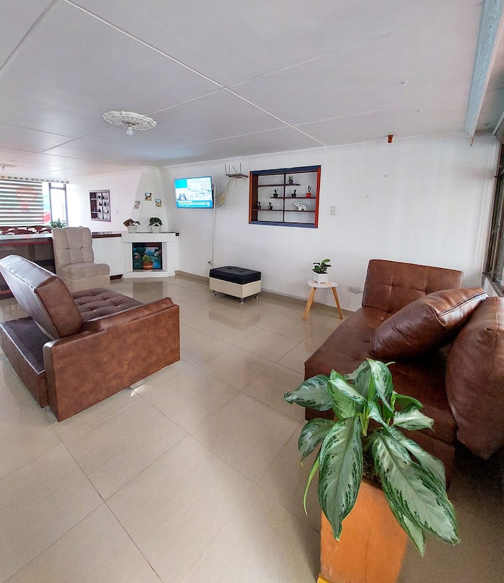 Casa Modelia, Near To The Airport - Bogotá