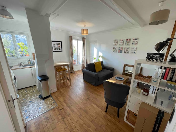 Appartement Charmant Avec Balcon - Paris